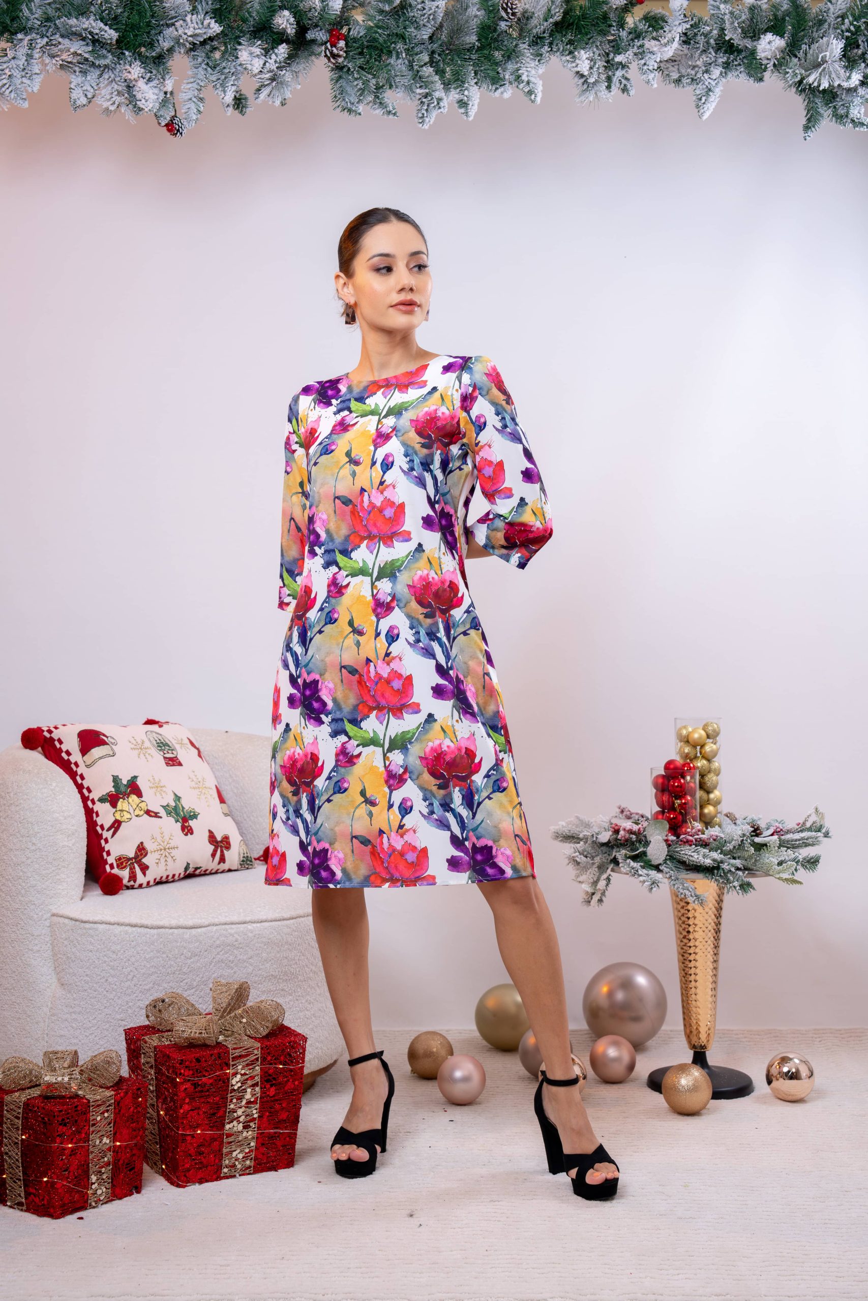Abstract Floral Patterned Short Dress - La Vivente